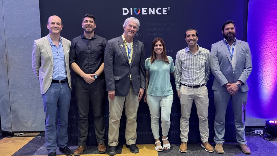 The new DIVENCE® range, unveiled at the World Buiatrics Congress in ...